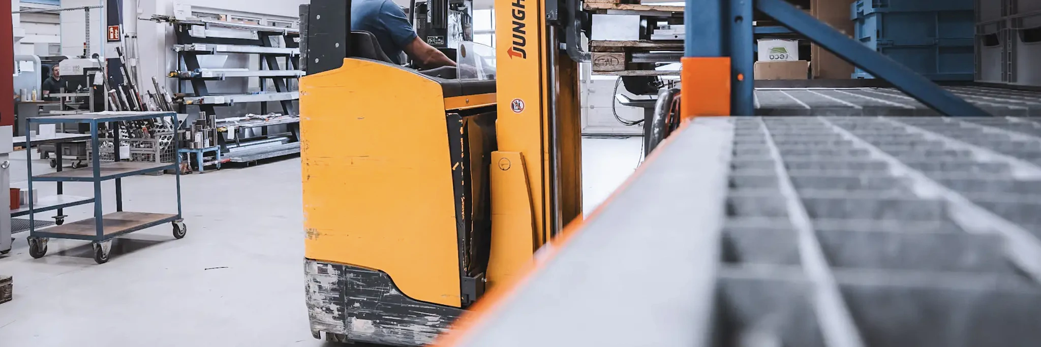 Über uns - MW GmbH - Manufacturing Workspace - mechanische Werkstätte ...